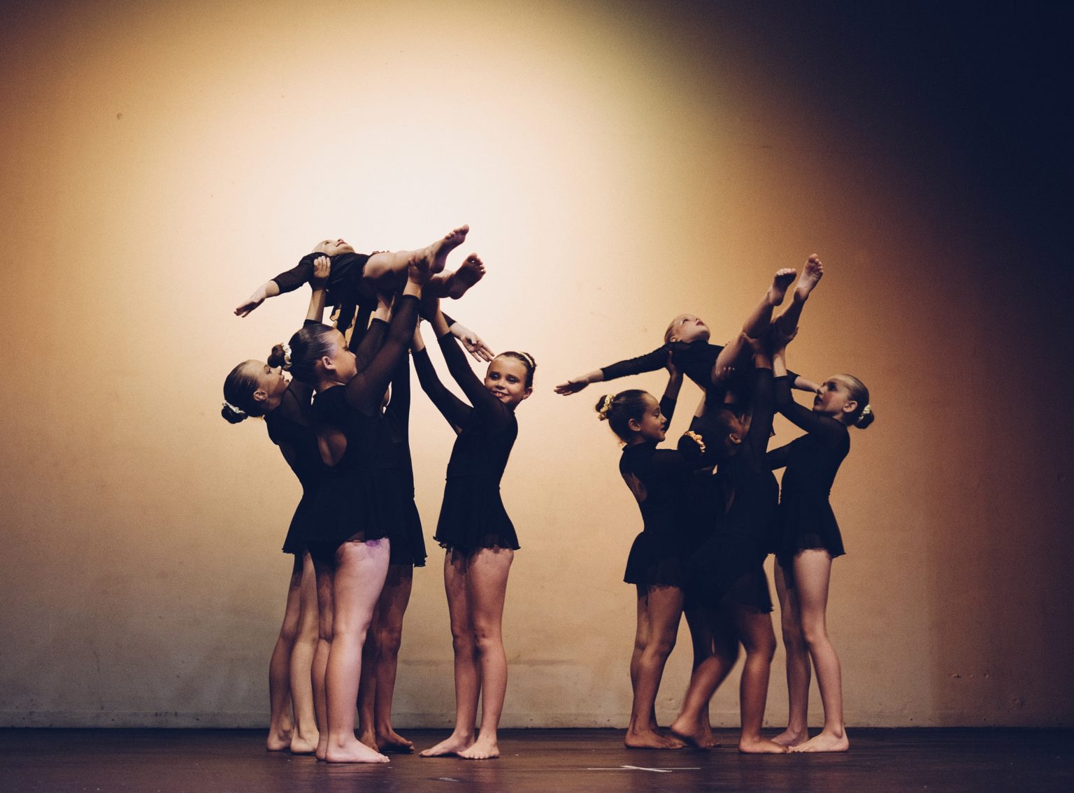 Acrobatic Dance Classes ~ Southern Suburbs, Cape Town ~ Barres